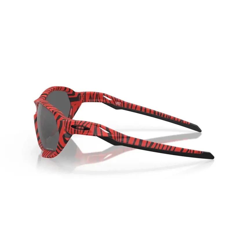 Oakley Plazma Red Tiger with Prizm Black Lens - Speedhub