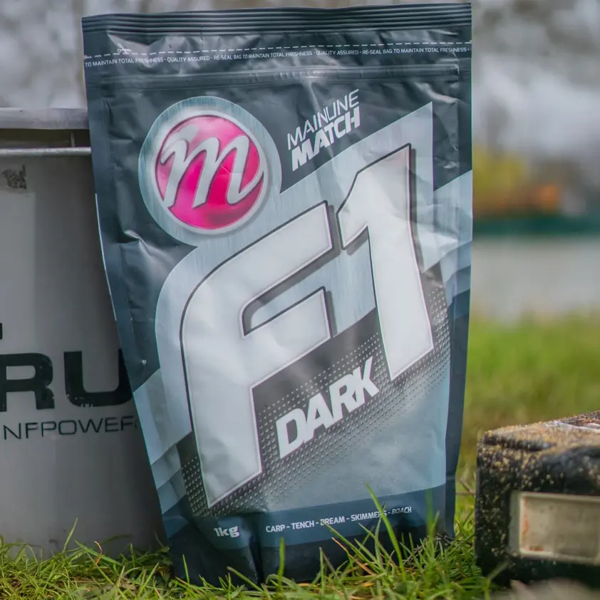 Mainline F1 Dark 1kg - Birds Tackle