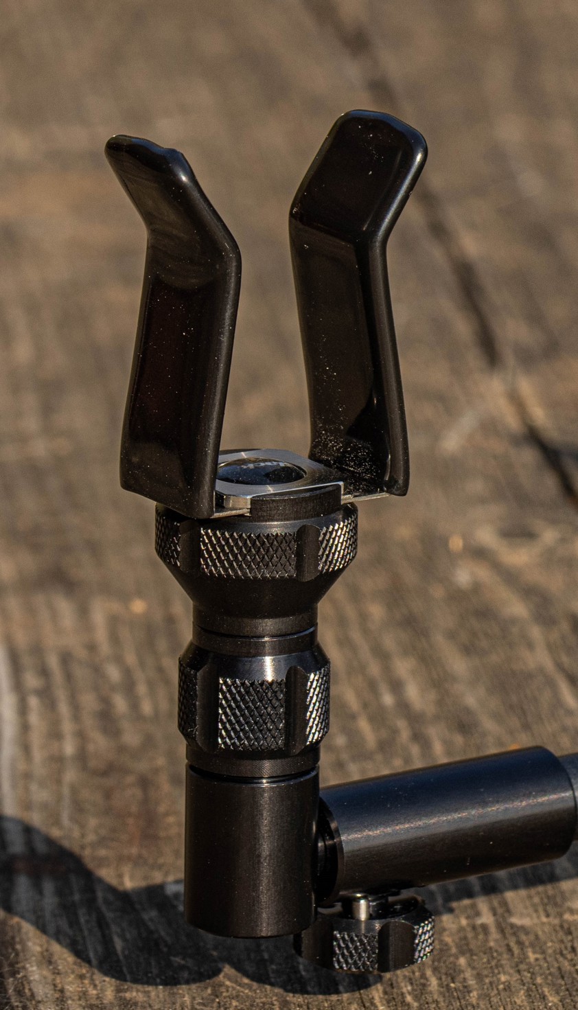 Solar Tackle Solar Black-Lite Centre-Loc Adjustable Back Rest Standard