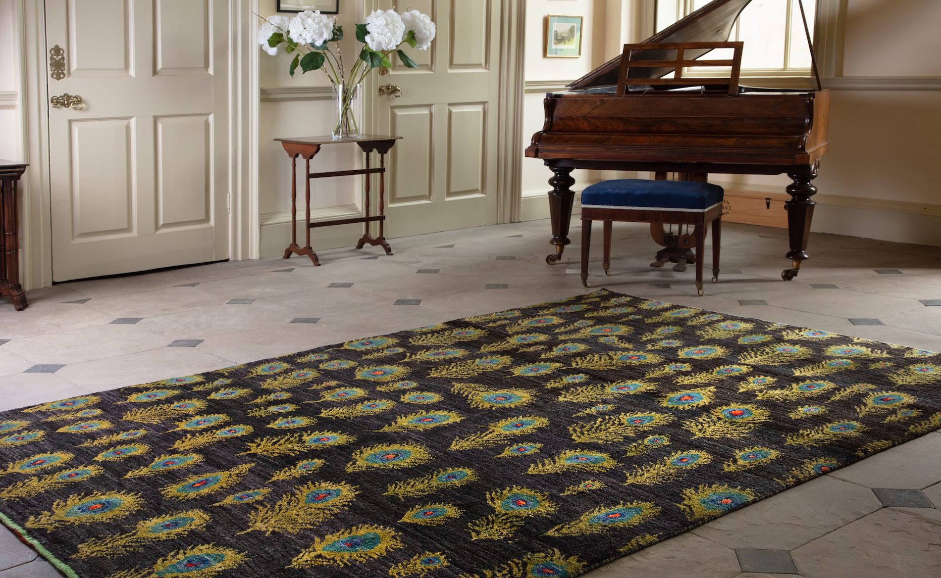 Hand-knotted Bespoke Rugs, Custom made with every fine weave