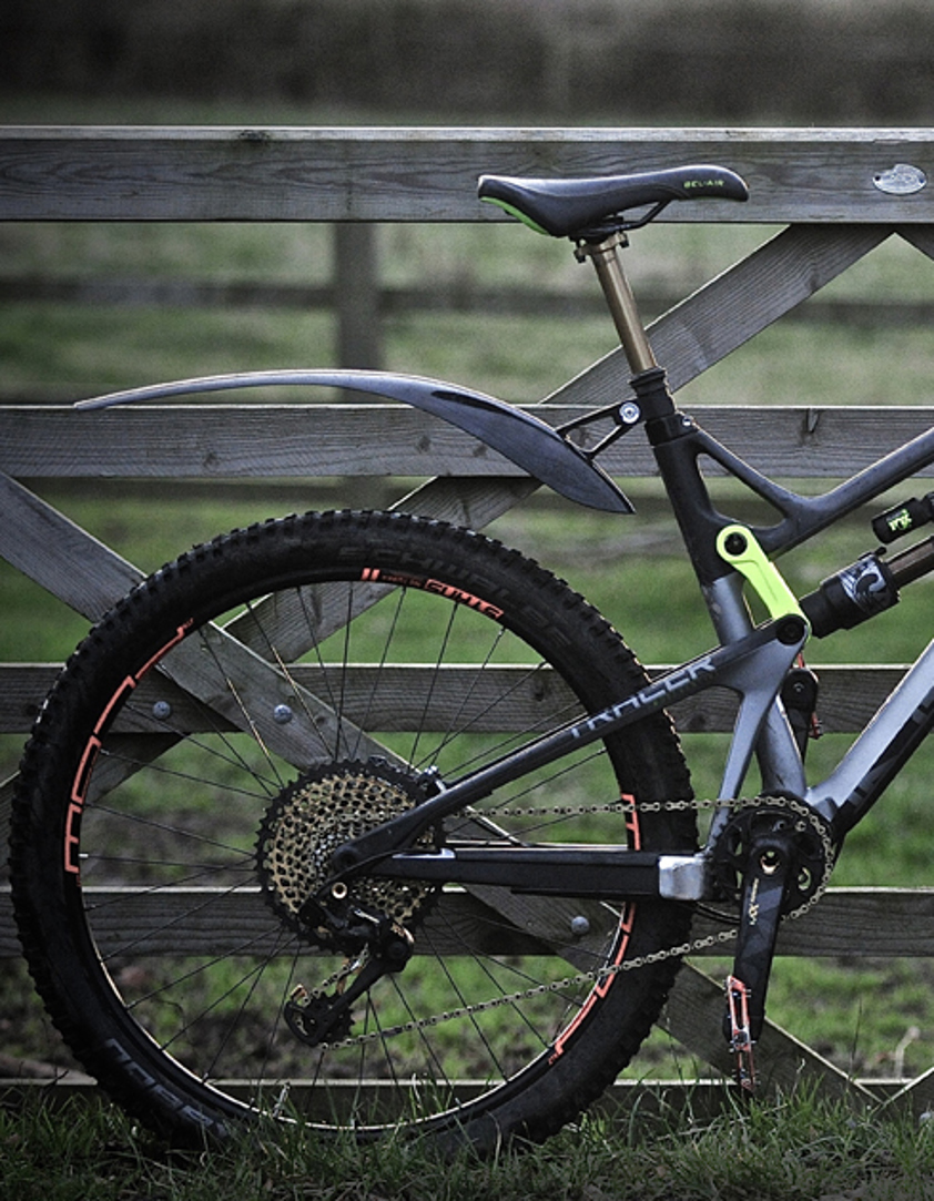 Crud Xl Rear Raceguard Black - Birdie Bikes